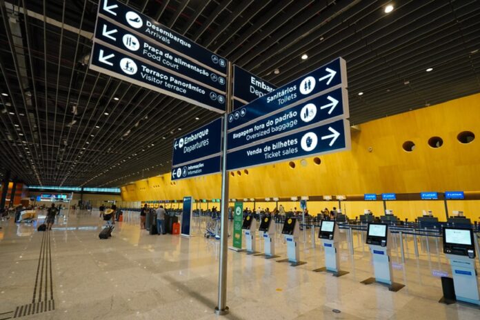 Aeroporto de Florianópolis passa a contar com base permanente de ...