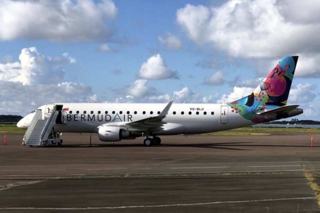 O Colorido Jato Embraer E175 Da Empresa Aérea Bermudair Já Chegou A Sua