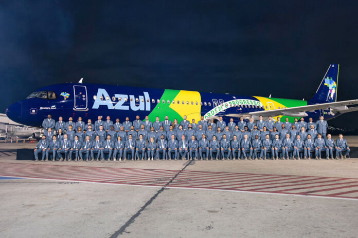Com Airbus A321neo da Azul ao fundo, Seleção Brasileira faz foto ...